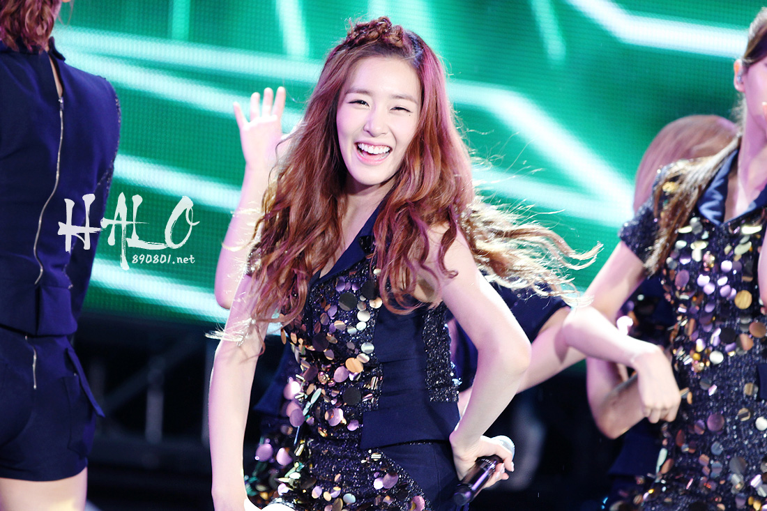 My K-Pop Database: 120818 SNSD Concert